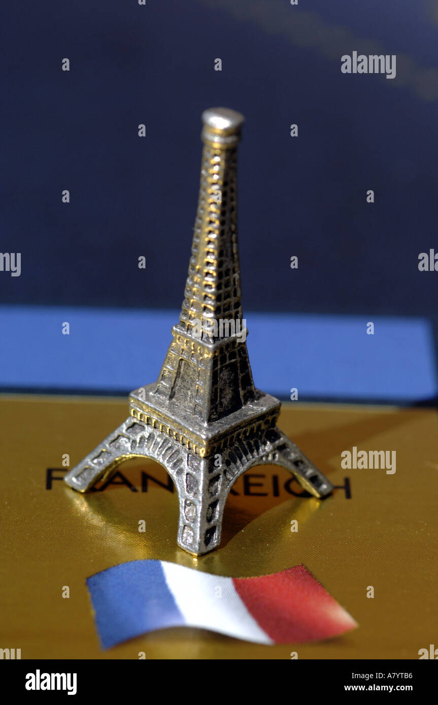 eiffel tower paris parisien parisian french france flag Stock Photo - Alamy