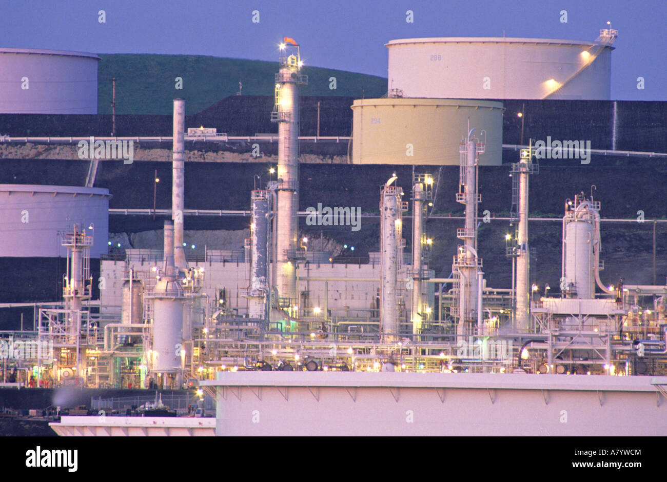Refinery at dusk. Rodeo, California Stock Photo - Alamy