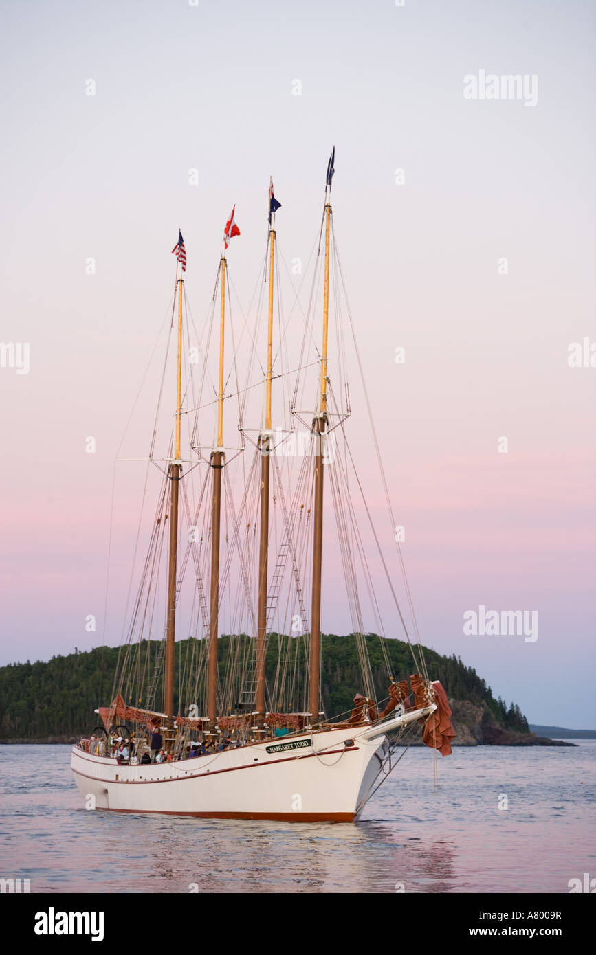Four masted schooner hi-res stock photography and images - Alamy