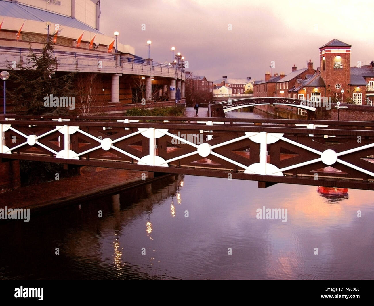 Birmingham Main Line Canal Farmers Bridge Junction Malt House Pub ...