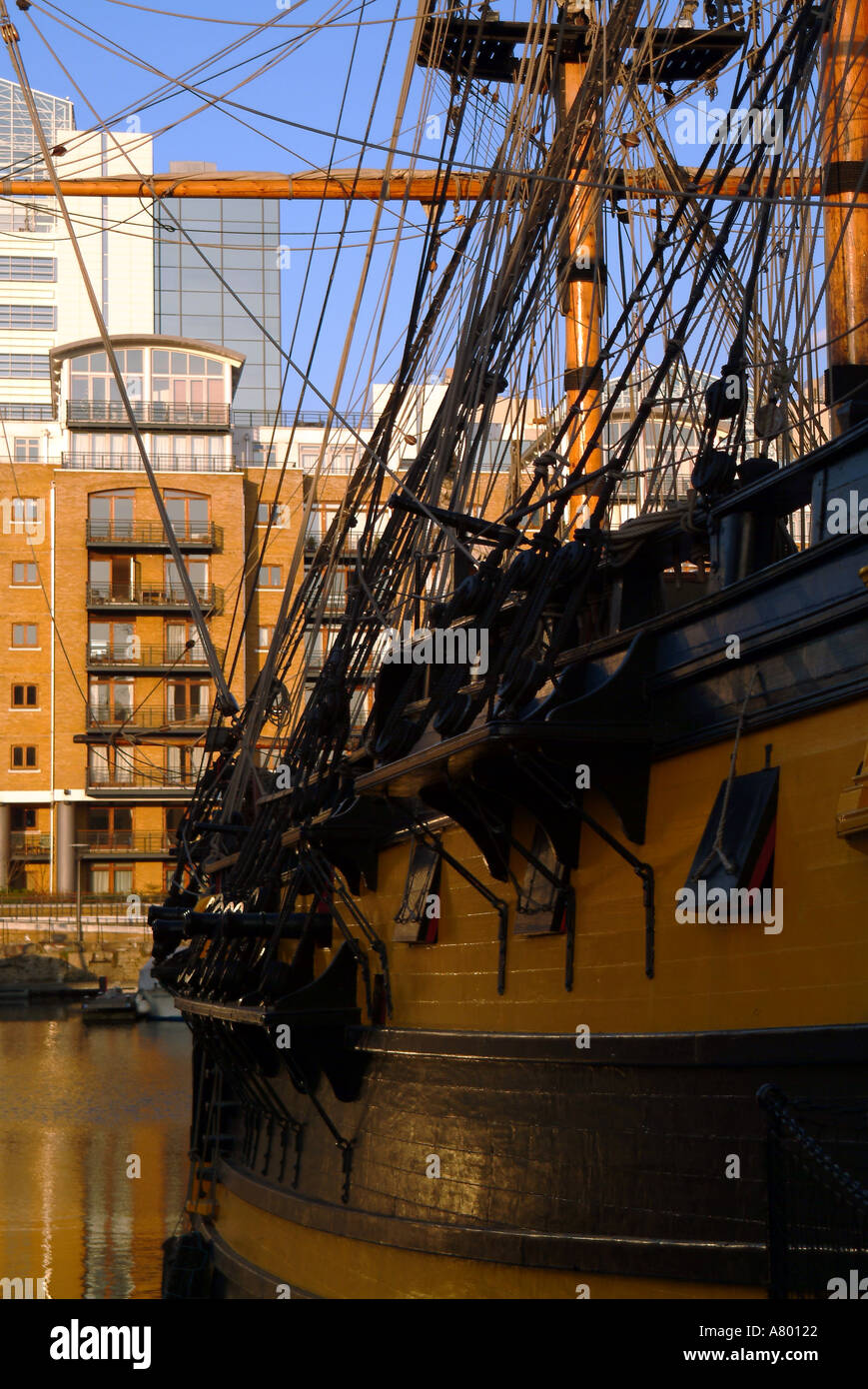 london river thames docklands st katherine docks near tower bridge ...