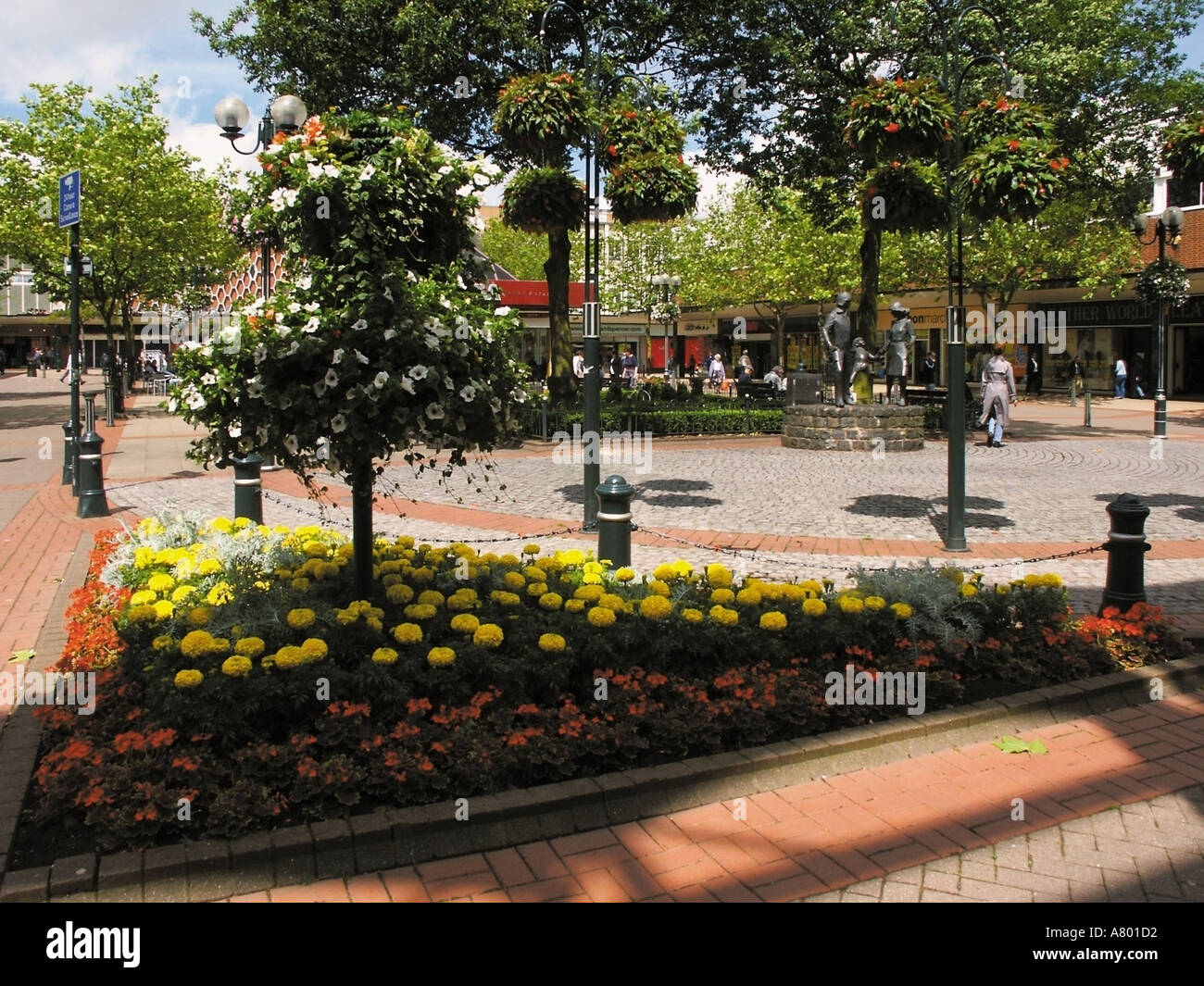 Mell square solihull hi-res stock photography and images - Alamy