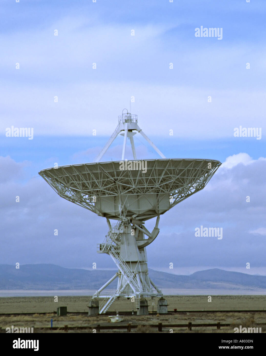 New Mexico, Socorro. One of the 27 antennas of the Very Large Array ...