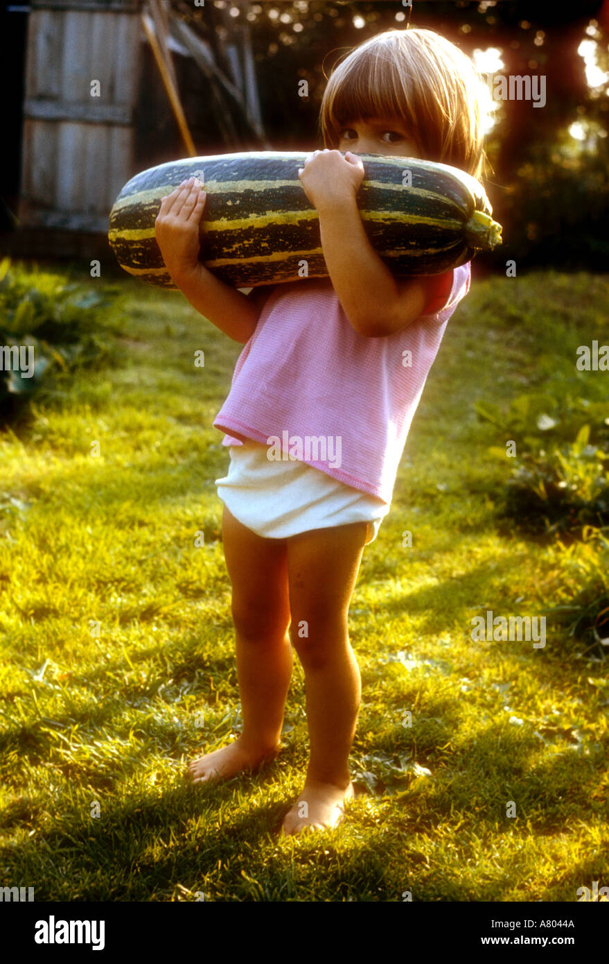 Huge marrow hi-res stock photography and images - Alamy