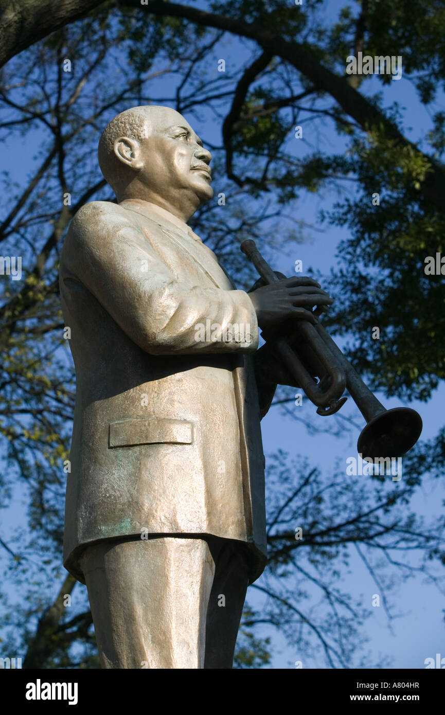 USA, Tennessee, Memphis, Beale Street Area, Statue of W.C. Handy, Jazz ...