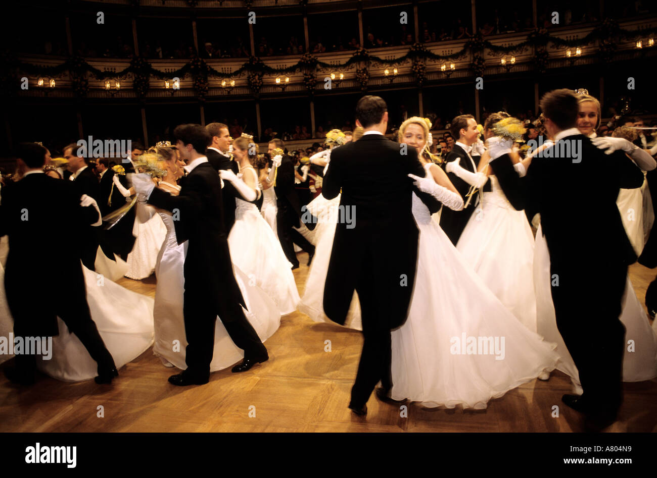 The vienna opera ball hi-res stock photography and images - Alamy