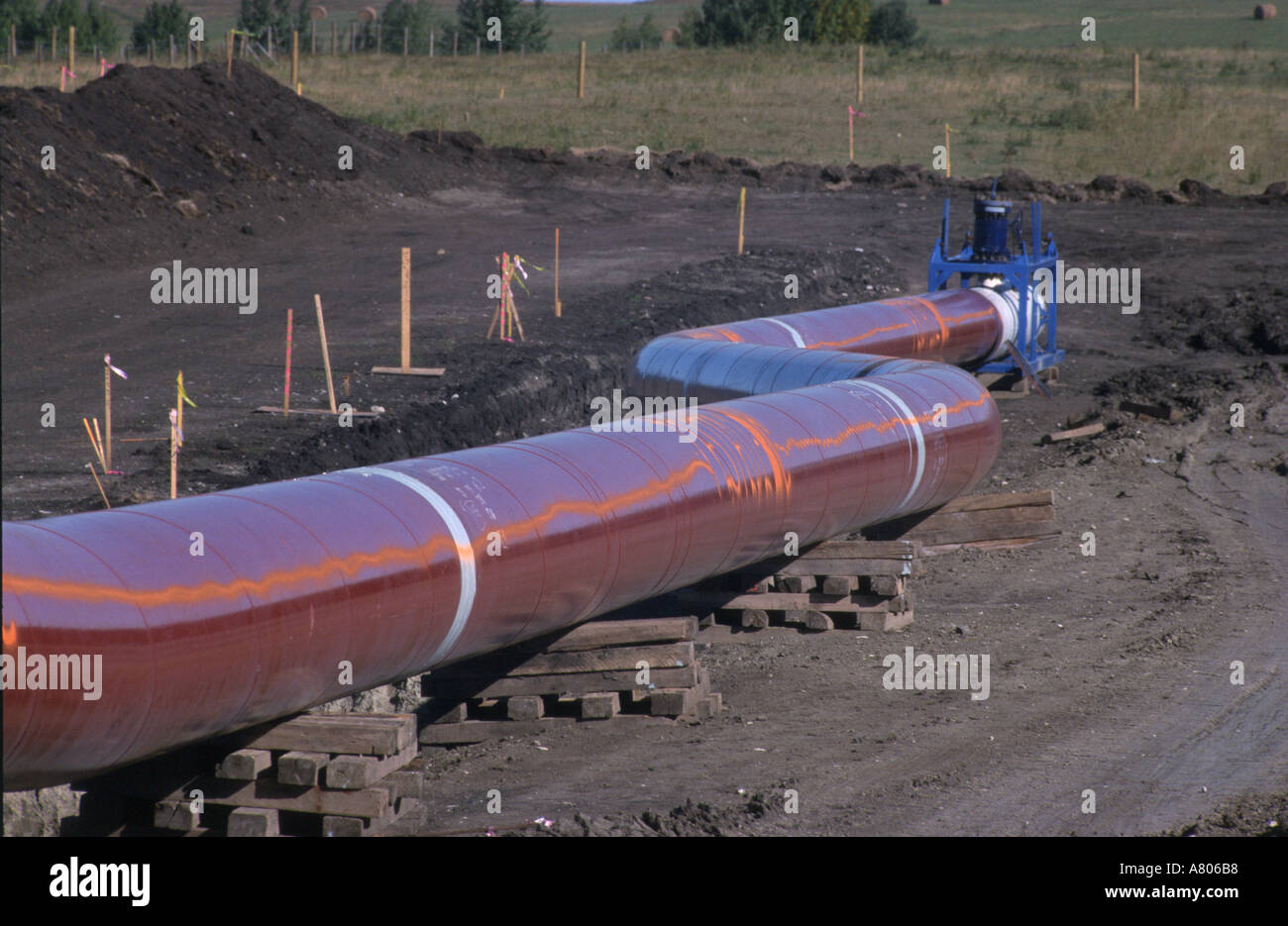 Building pipeline canada hi-res stock photography and images - Alamy