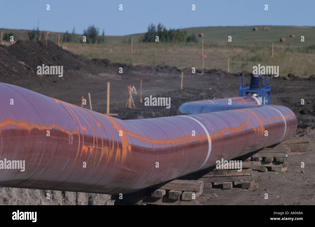 Building pipeline canada hi-res stock photography and images - Alamy