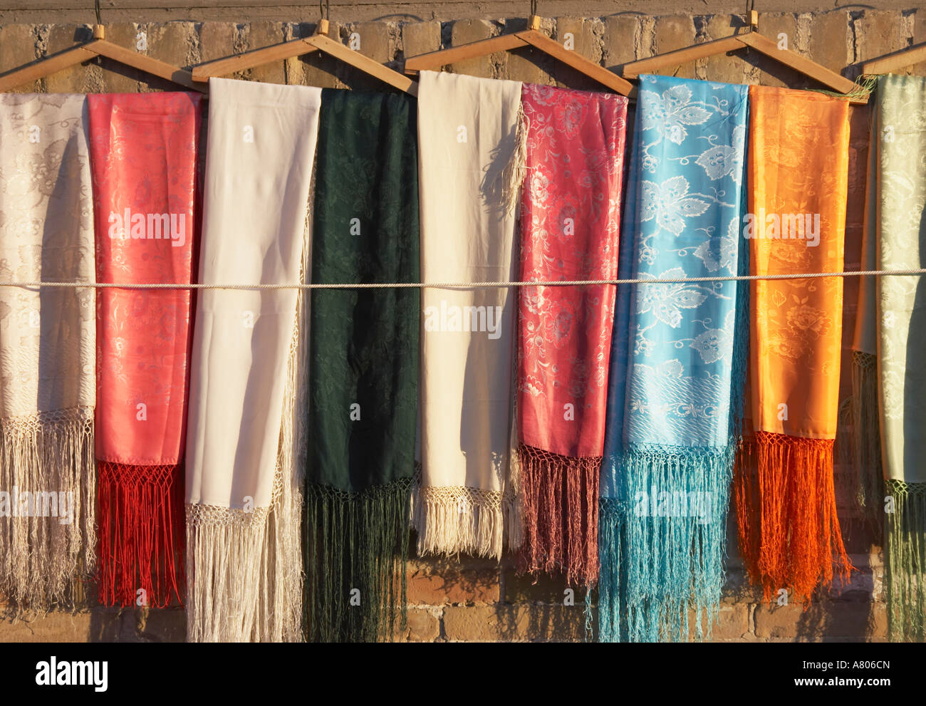 Uzbekistan bukhara scarf hi-res stock photography and images - Alamy