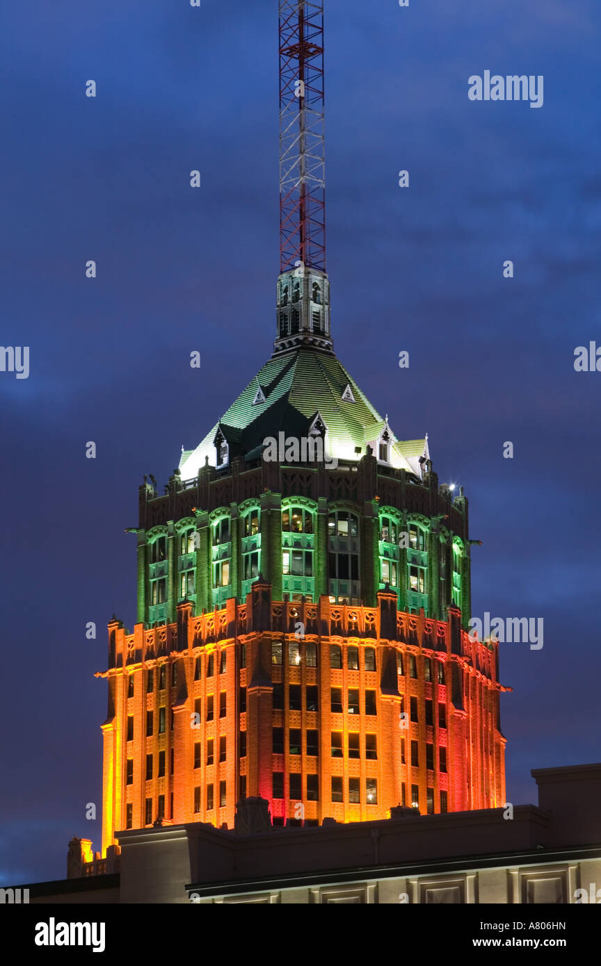 Tower life building san antonio hi-res stock photography and images - Alamy