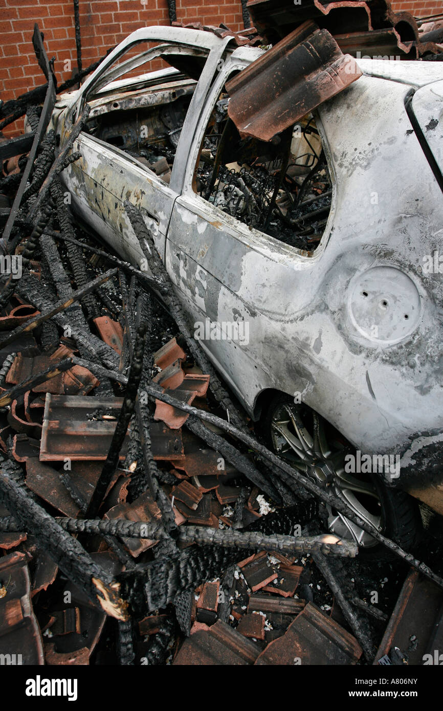 Burnt out car Stock Photo - Alamy