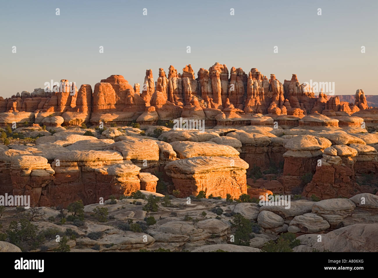 Utah, Canyonlands NP, The Needles, Rock spires and grabens at Chesler ...