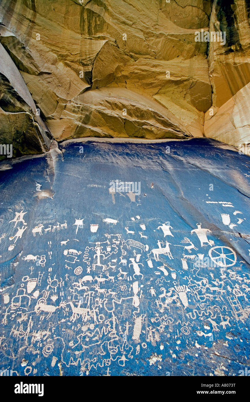 USA, Utah, Newspaper Rock State Park. Newspaper Rock, one of the ...