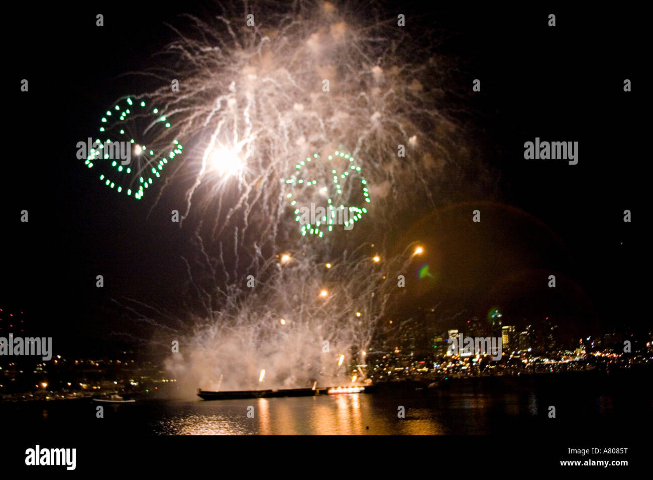 USA, WA, Seattle, Fourth of July fireworks display at Gasworks Park ...