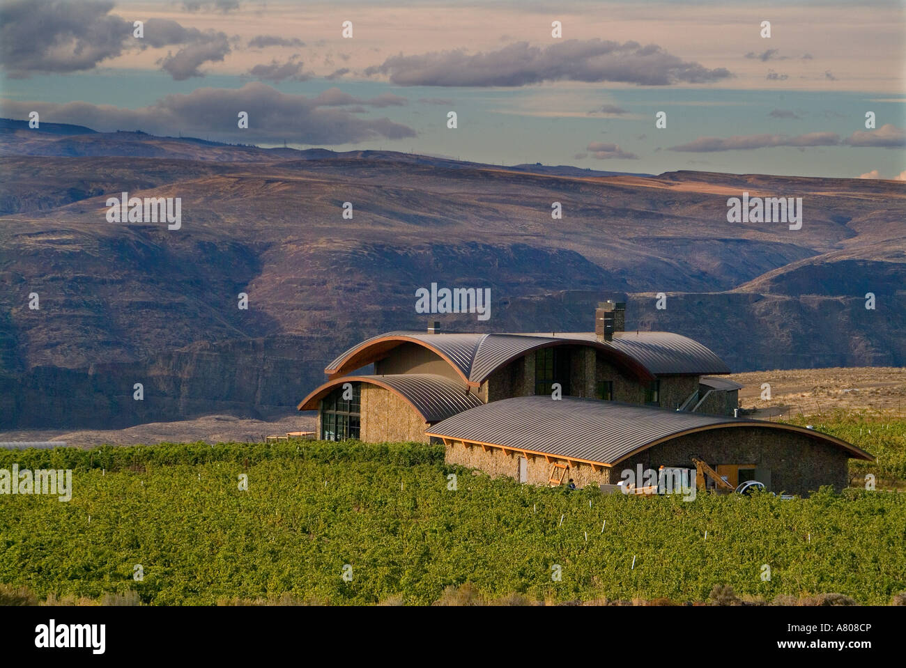 Cave B Inn and Winery above the Columbia River in central Washington ...