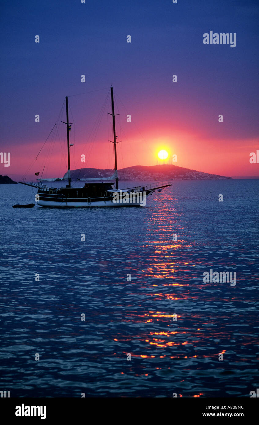 Turkey, Istanbul, the Princes Islands, little suburban archipelago just ...