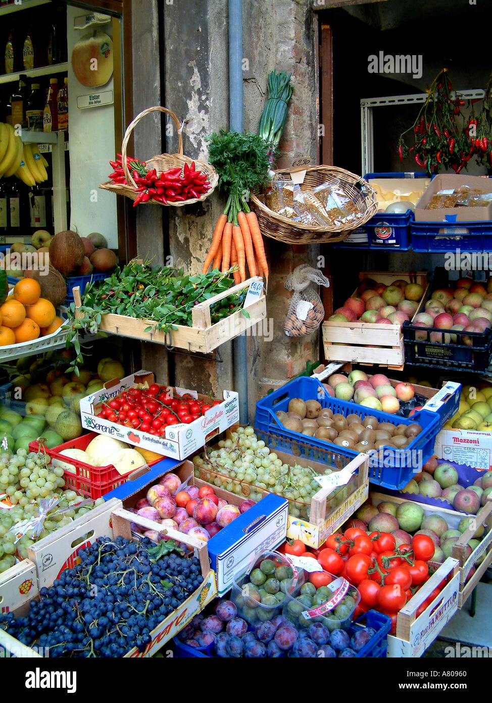 Fruit and Vegetable shop Siena Italy Stock Photo - Alamy