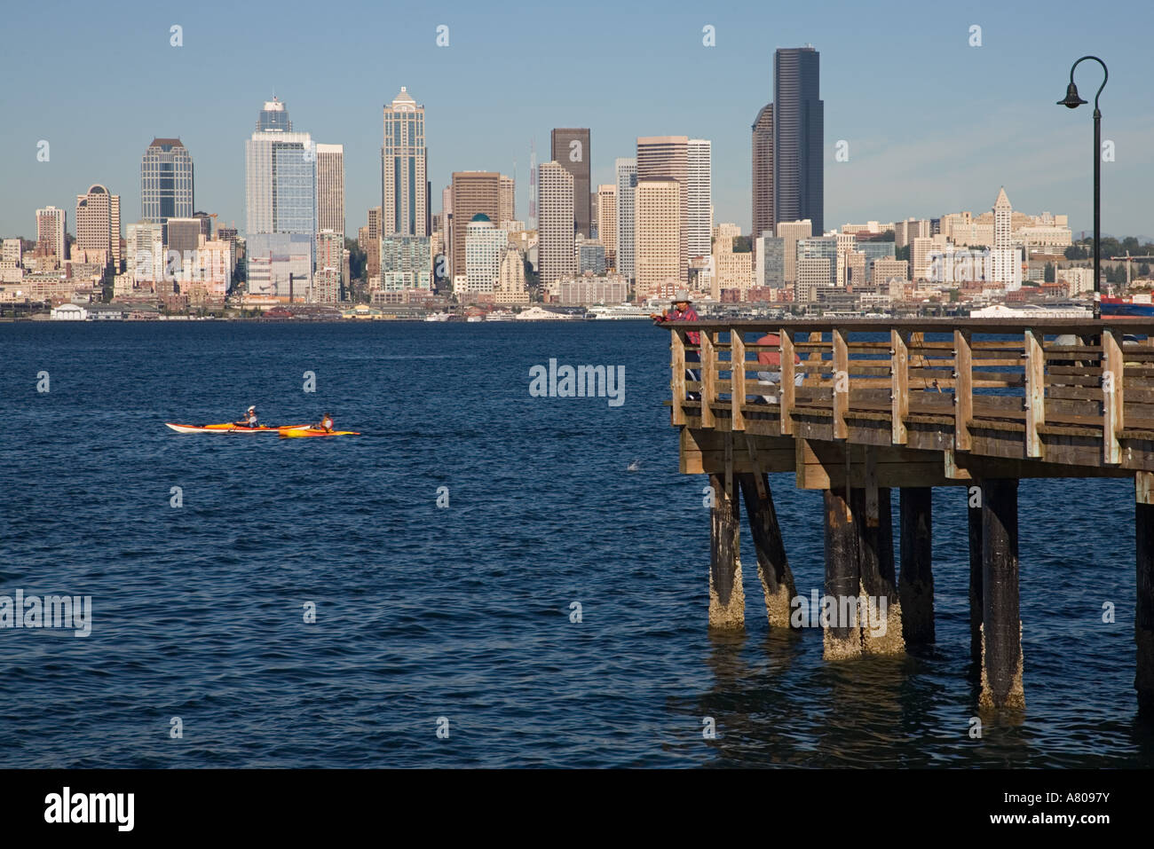 Seattle bay waterfront downtown town hi-res stock photography and ...