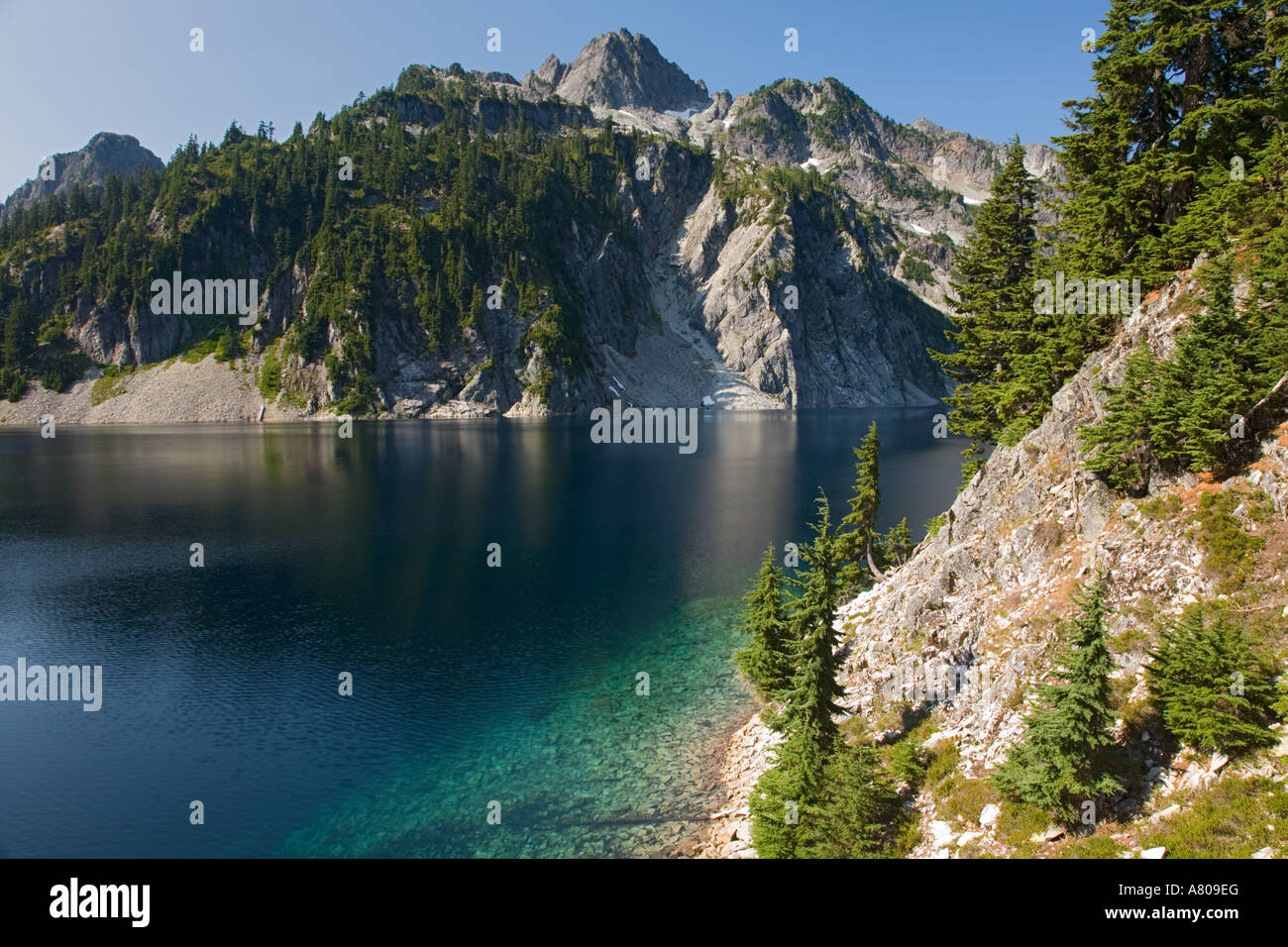 WA, Alpine Lakes Wilderness, Snow Lake Stock Photo - Alamy