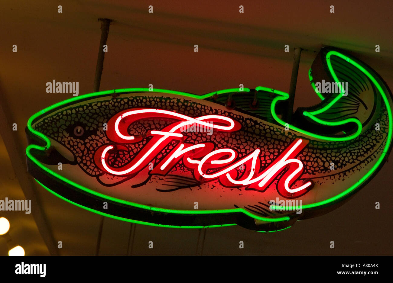 USA, Washington State, Seattle, Pike's Place market, fresh fish sign ...
