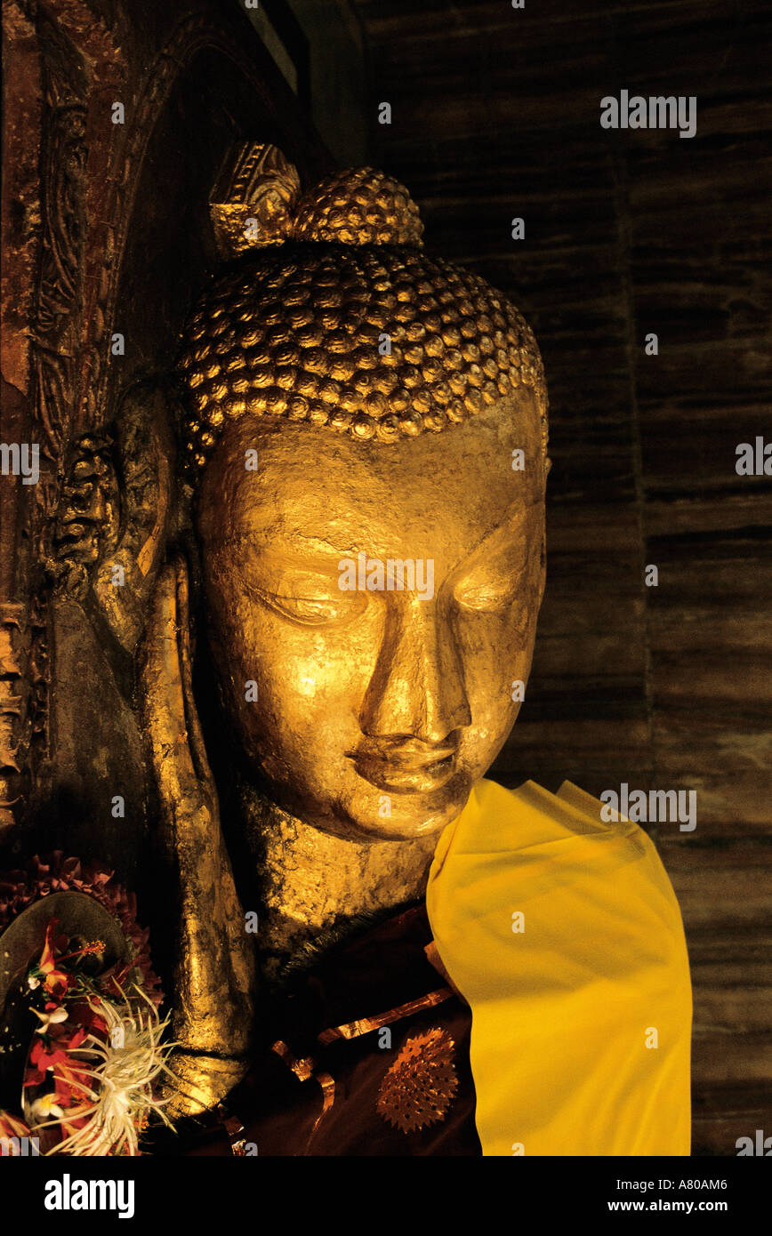 Mahaparinirvana hi-res stock photography and images - Alamy