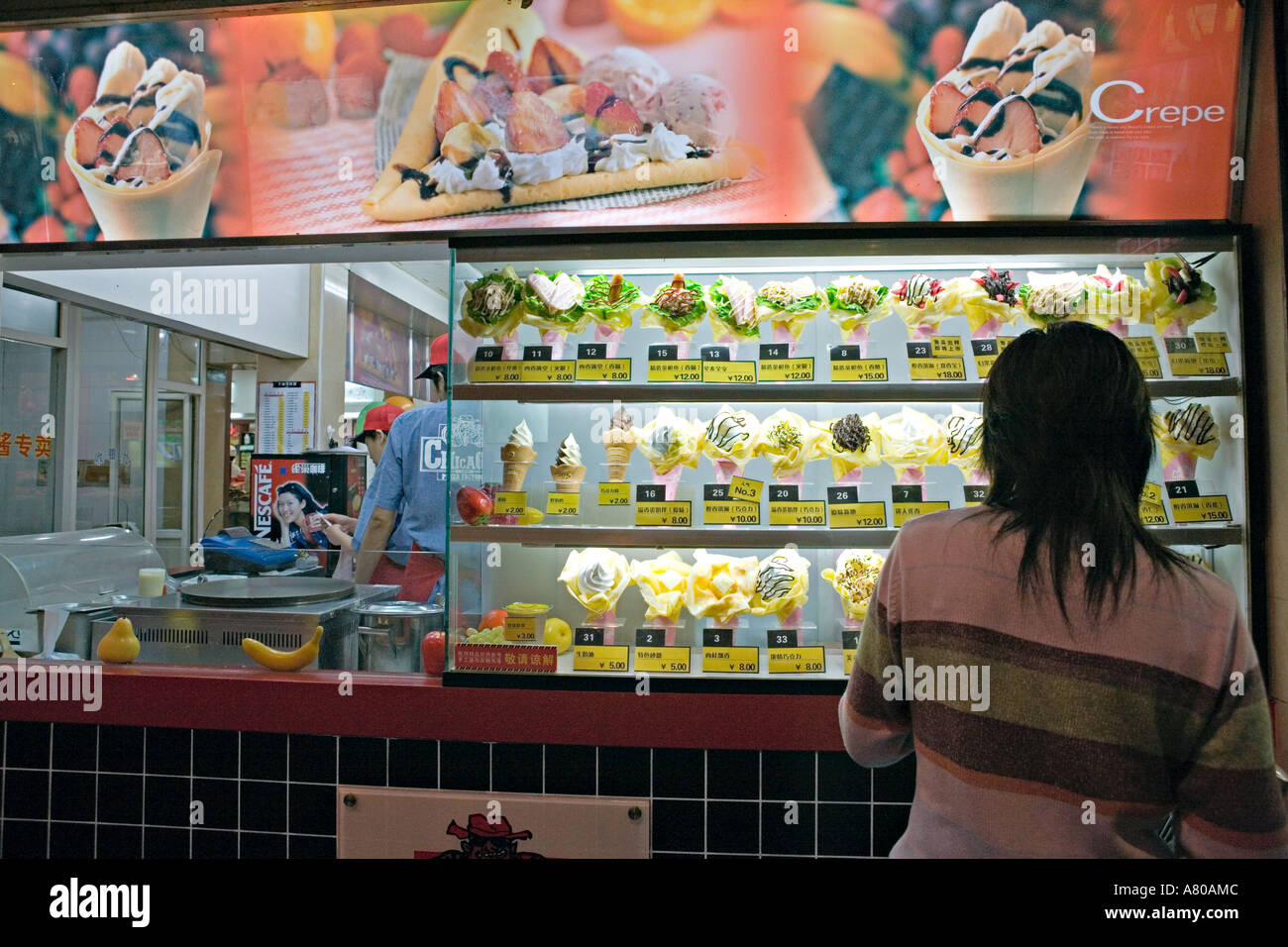 Crepes display hi-res stock photography and images - Alamy