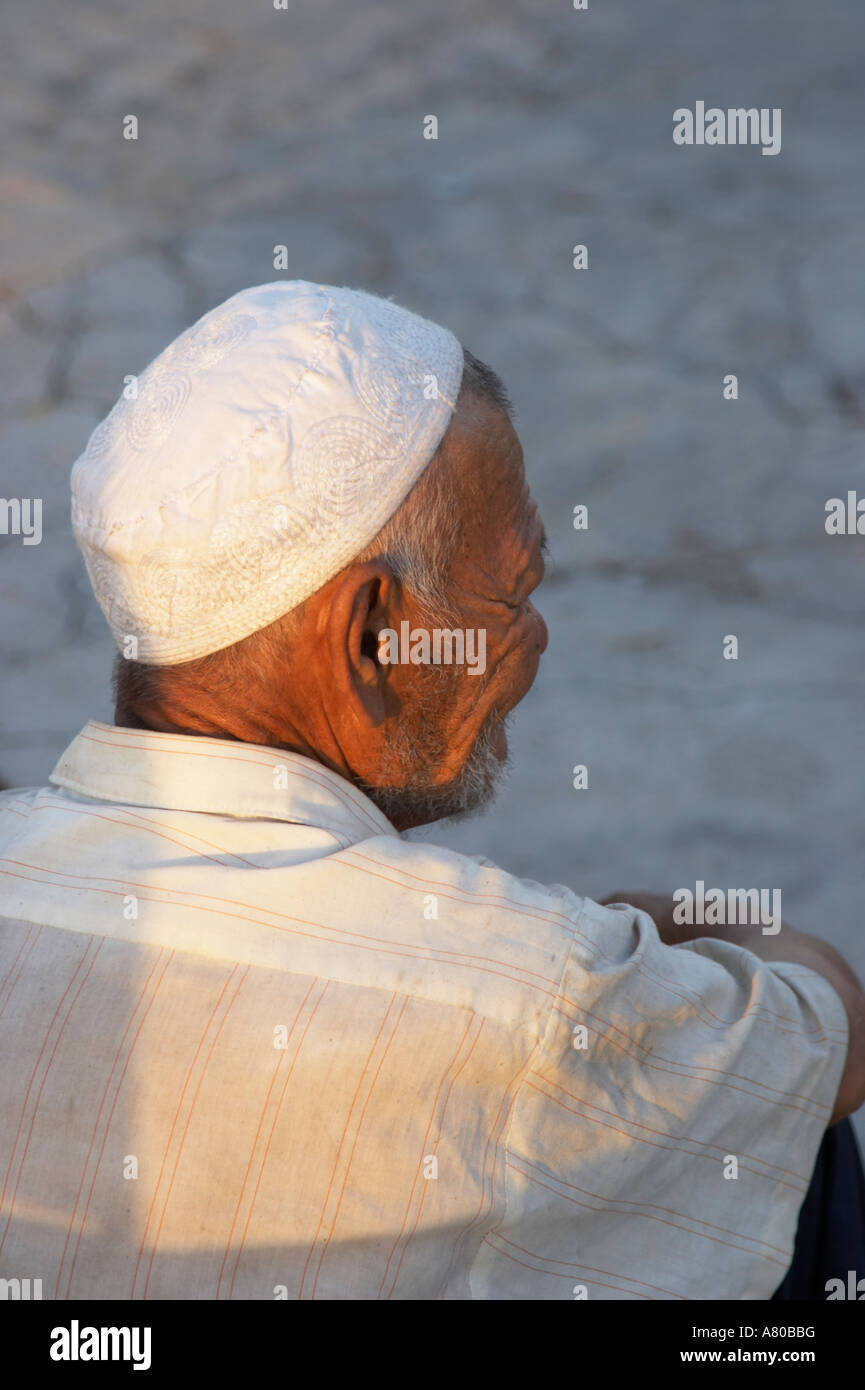 Uzbek Old Elderly High Resolution Stock Photography and Images - Alamy