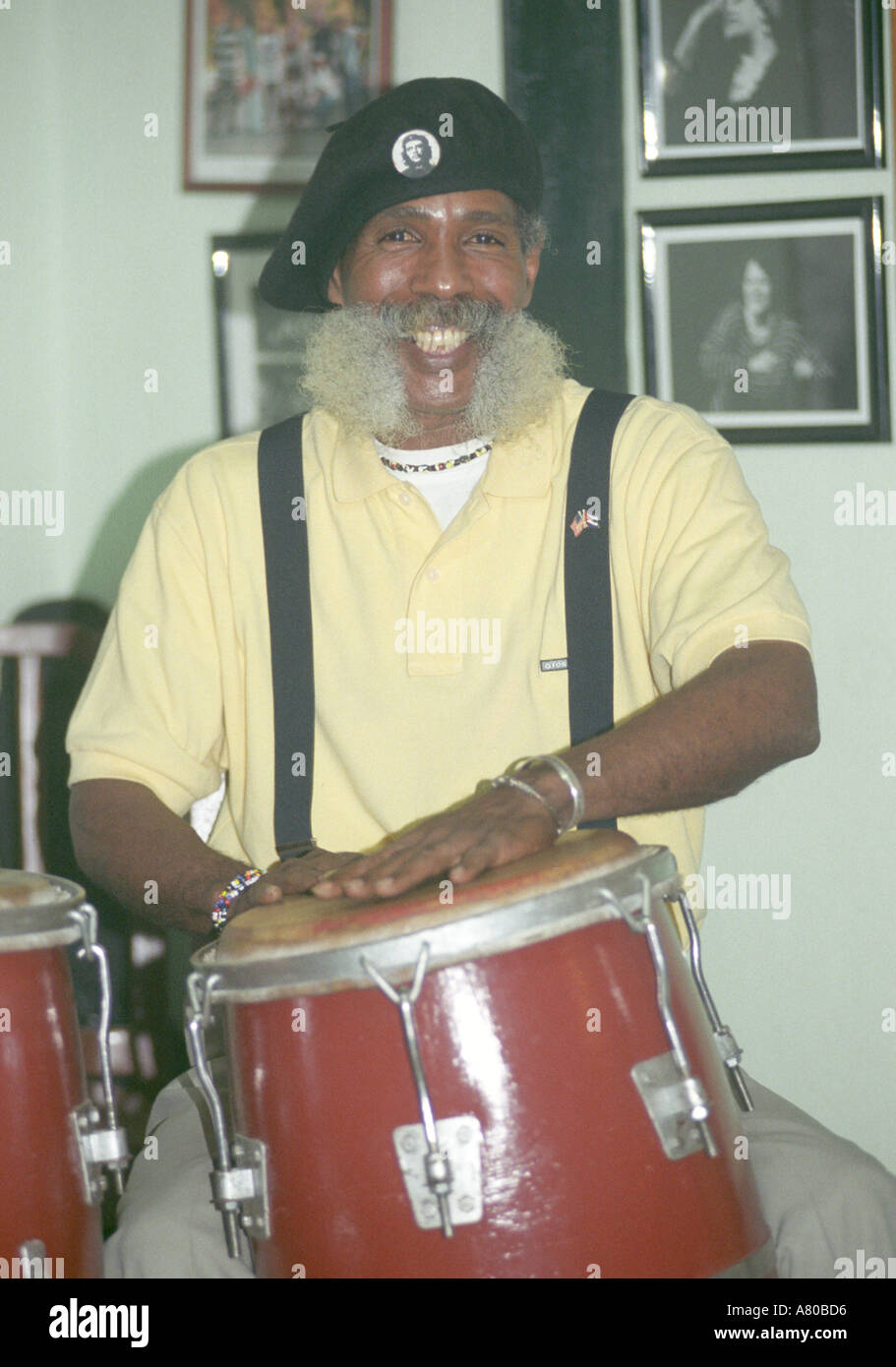 Bongo player hi-res stock photography and images - Alamy