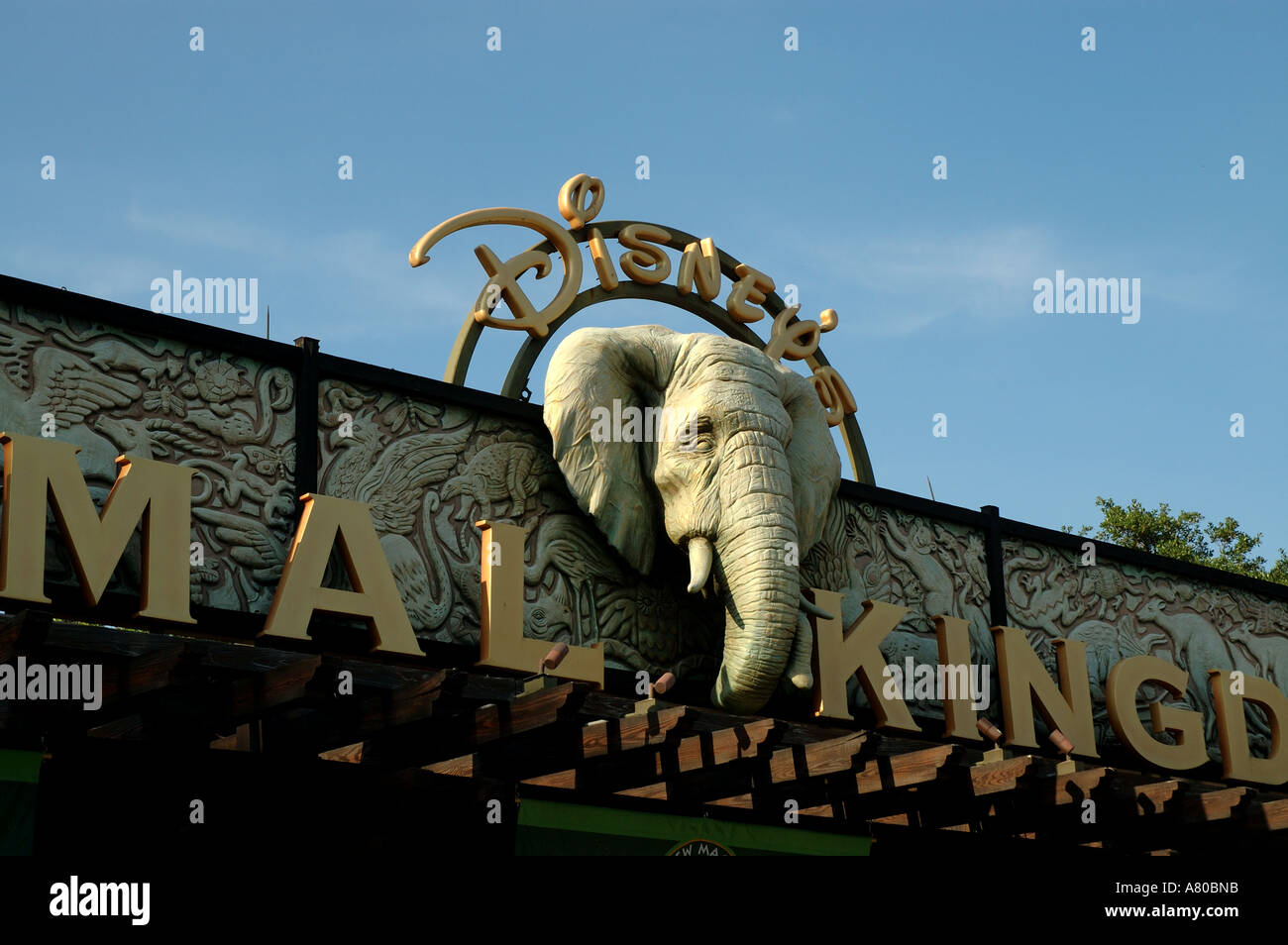 Disney s Animal Kingdom entrance sign elephant Stock Photo - Alamy