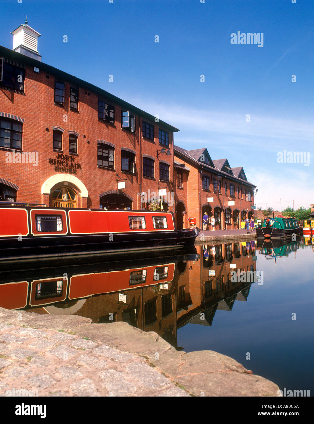 Coventry canal basin hi-res stock photography and images - Alamy