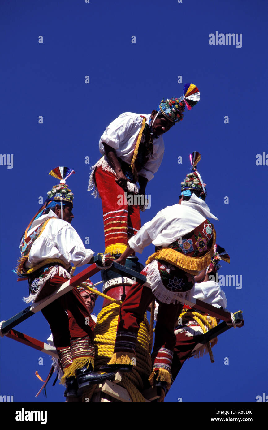 Voladores indian aztec dancers hi-res stock photography and images - Alamy