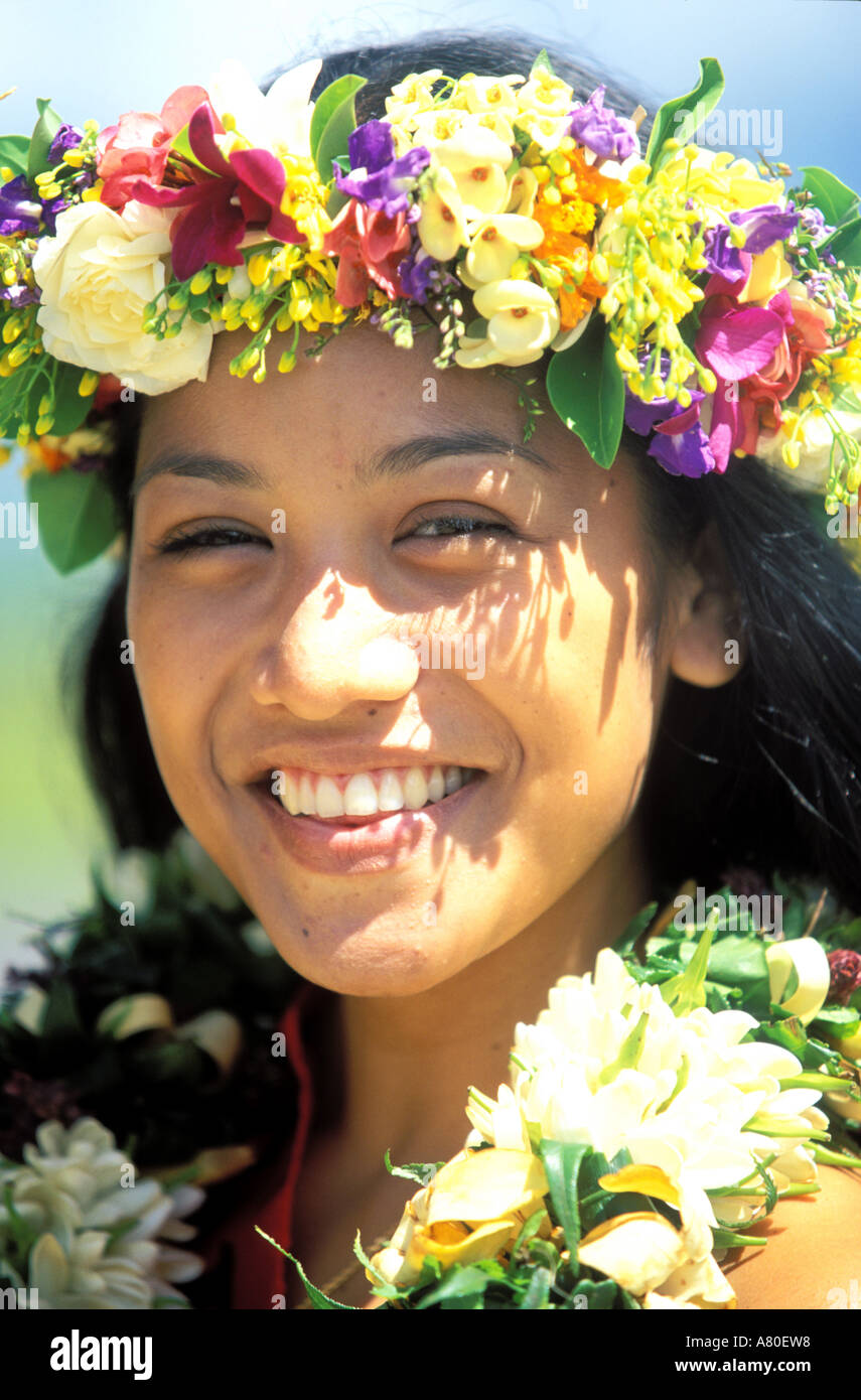 France french polynesia young woman hi-res stock photography and images ...