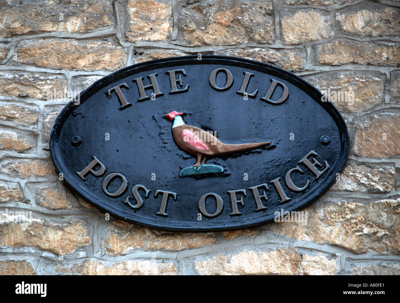 Oval medallion hi-res stock photography and images - Alamy