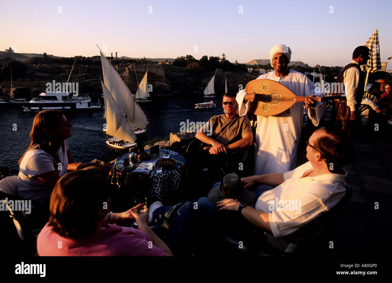 Egypt, Aswan, Old Cataract Hotel, tea-time Stock Photo - Alamy