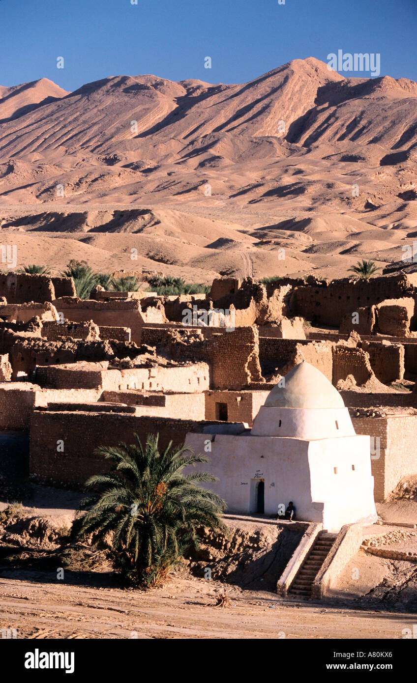 Tunisia, Southern Tunisia, mountain oasis, village of Tamerza Stock ...
