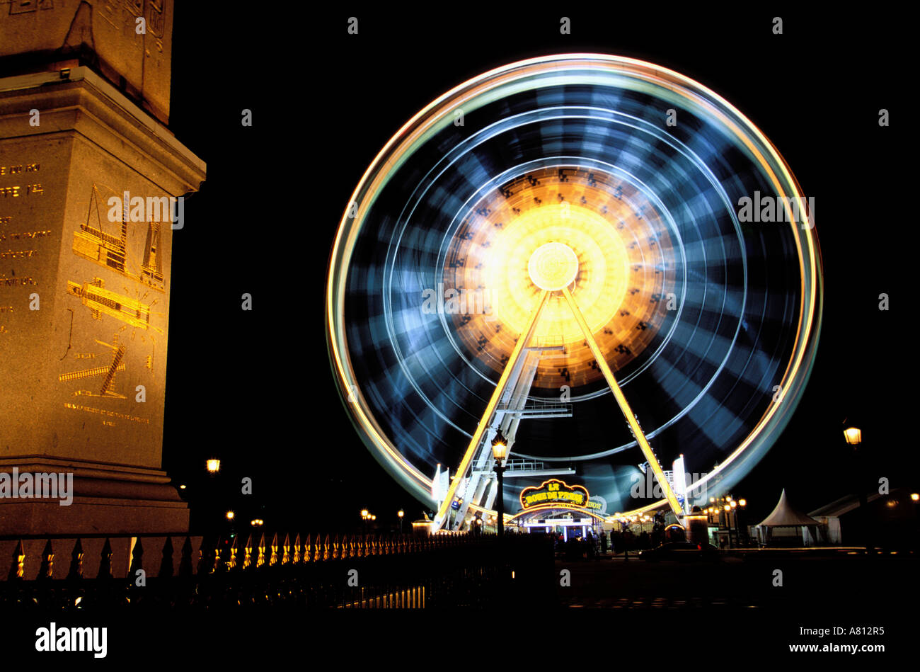 France, Paris, Concorde square big wheel Stock Photo - Alamy