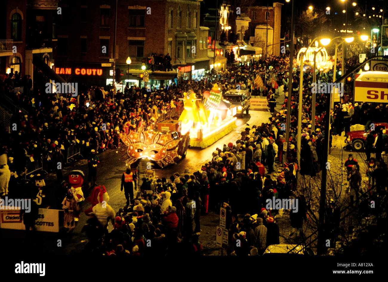 Carnival quebec parade winter hi-res stock photography and images - Alamy