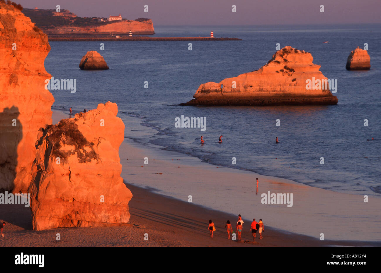 Algarve praia da rocha portugal peninsula hi-res stock photography and ...