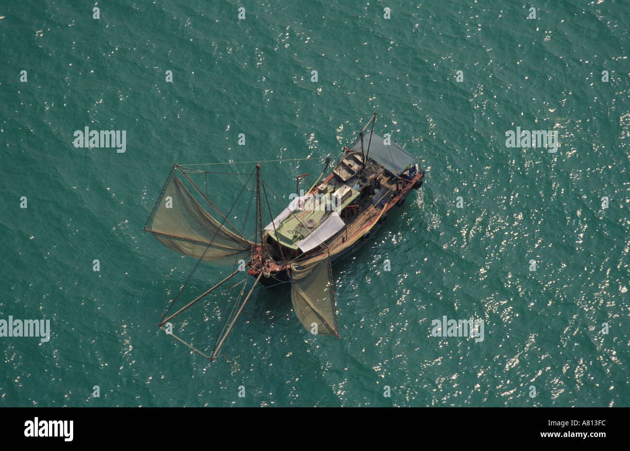 Traditional Chinese Fishing Junk Stock Photo - Alamy