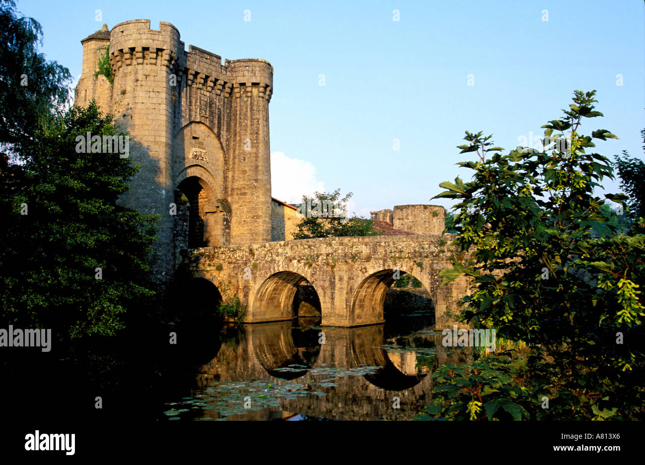 France, Deux Sevres, Parthenay, Medieval city, Saint Jacques gate on ...
