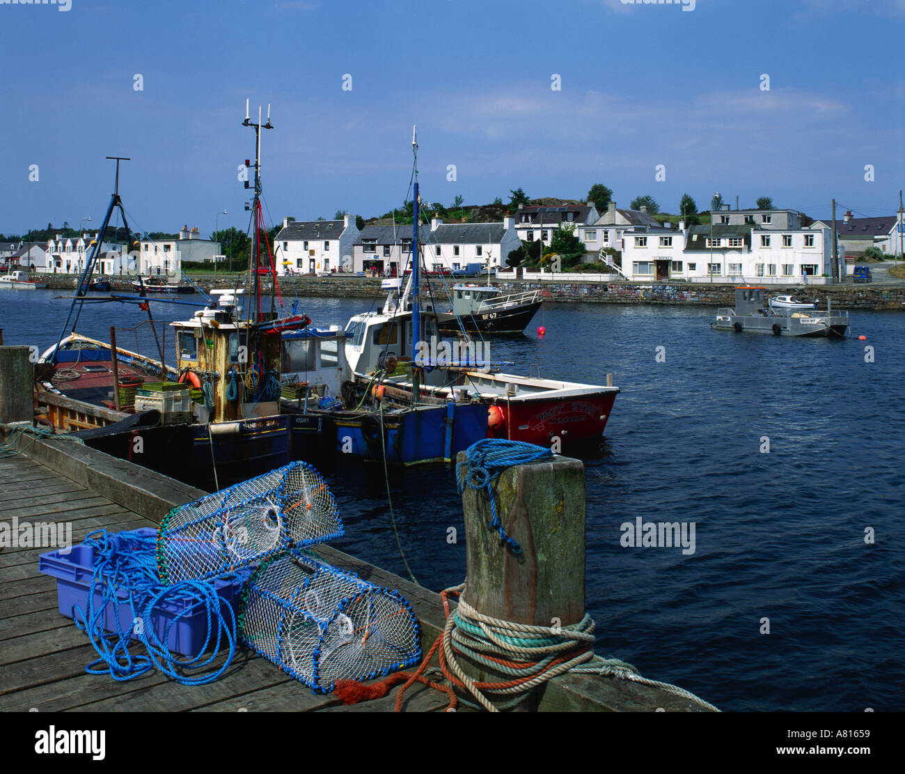 Kyle of lochalsh scotland scottish hi-res stock photography and images ...