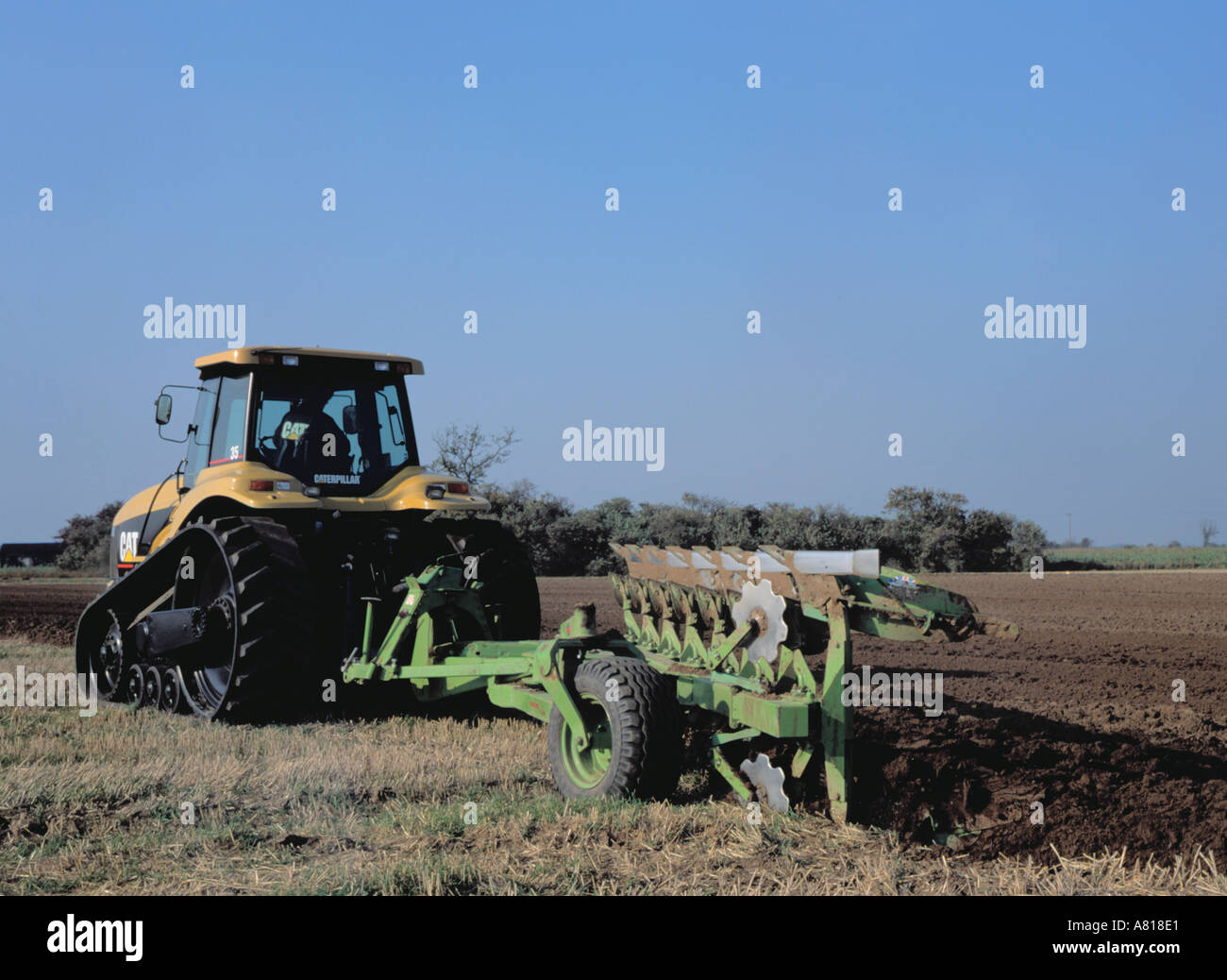 Diesel powered tractor hi-res stock photography and images - Alamy