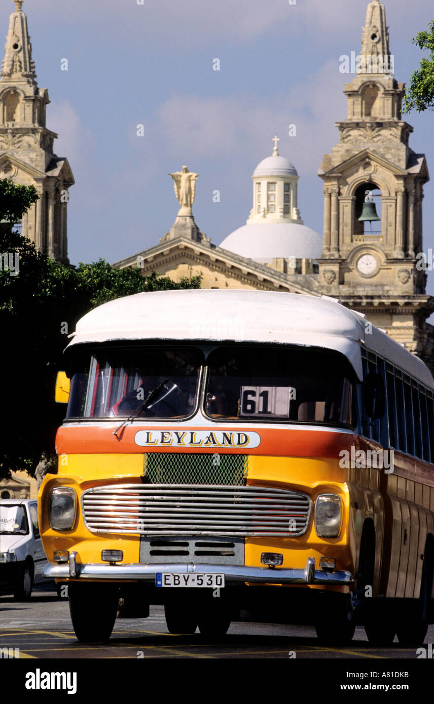 Old english bus in floriana hi-res stock photography and images - Alamy