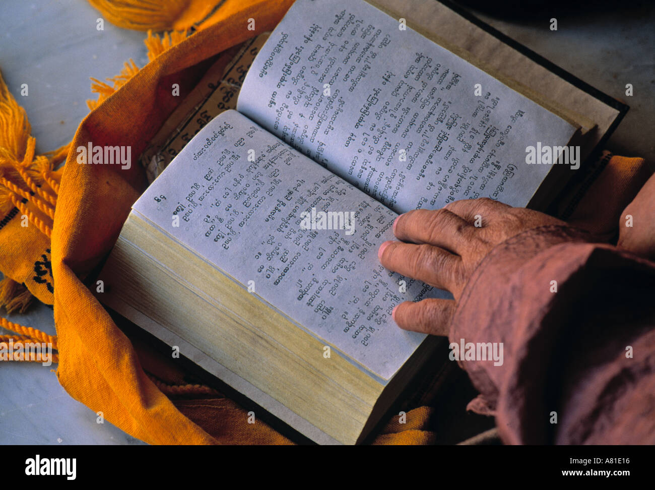 Buddhist script, Shwedagon Paya, Rangoon, Myanmar (Burma Stock Photo ...
