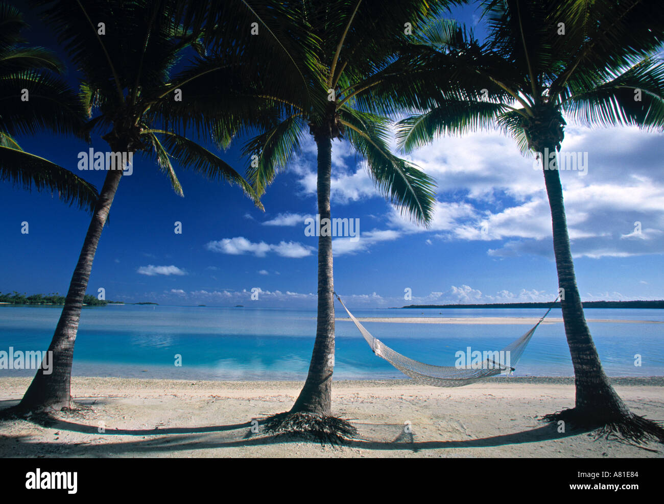 Motu beach, aitutaki, cook islands hi-res stock photography and images ...