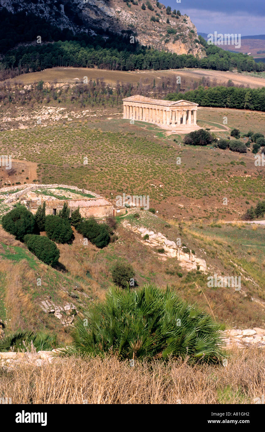Italy, Sicily, the Greek temple of Segeste Stock Photo - Alamy