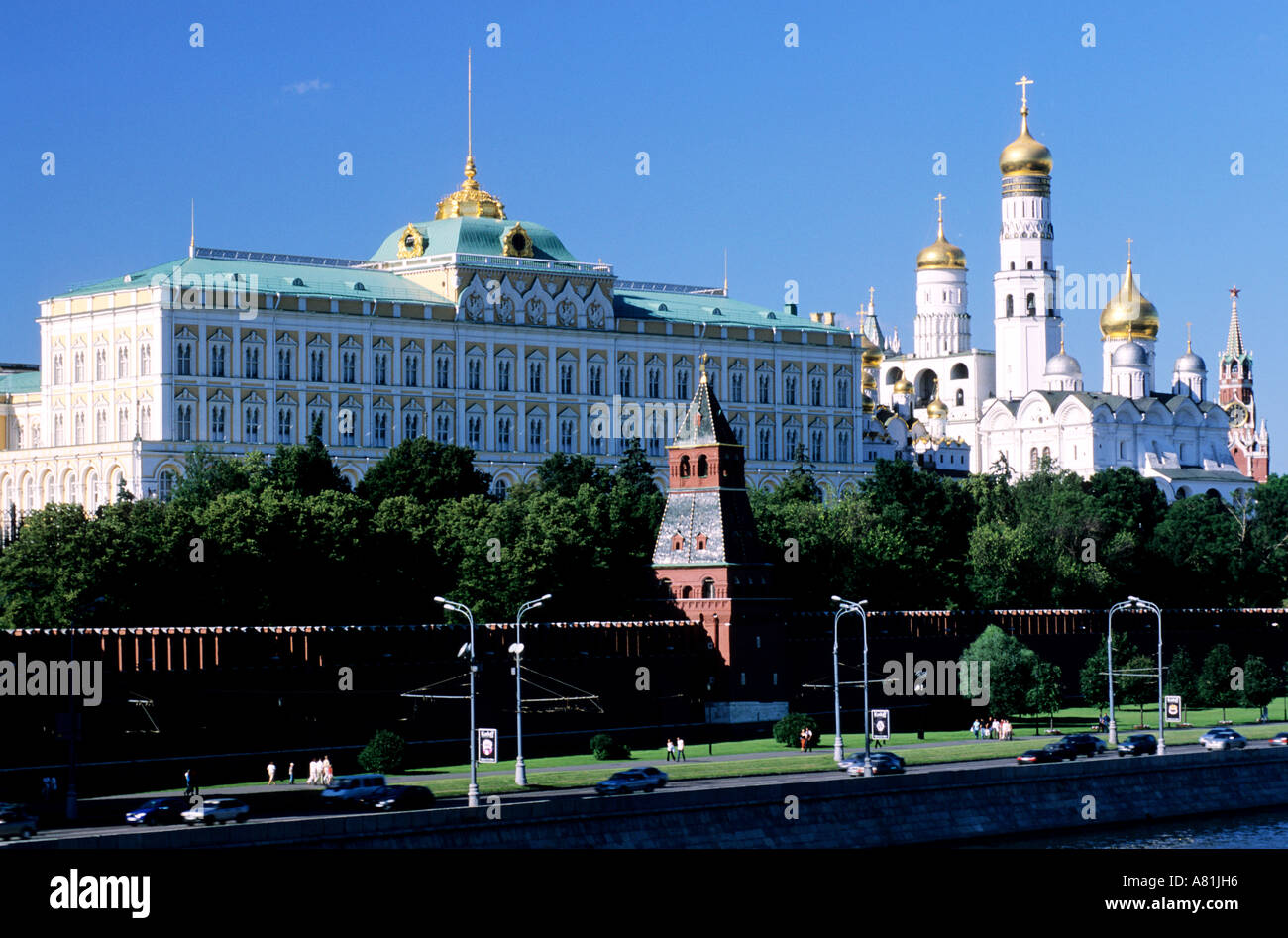 Russia, Moscow, Kremlin, the great Palace and onion-shaped dome of the ...