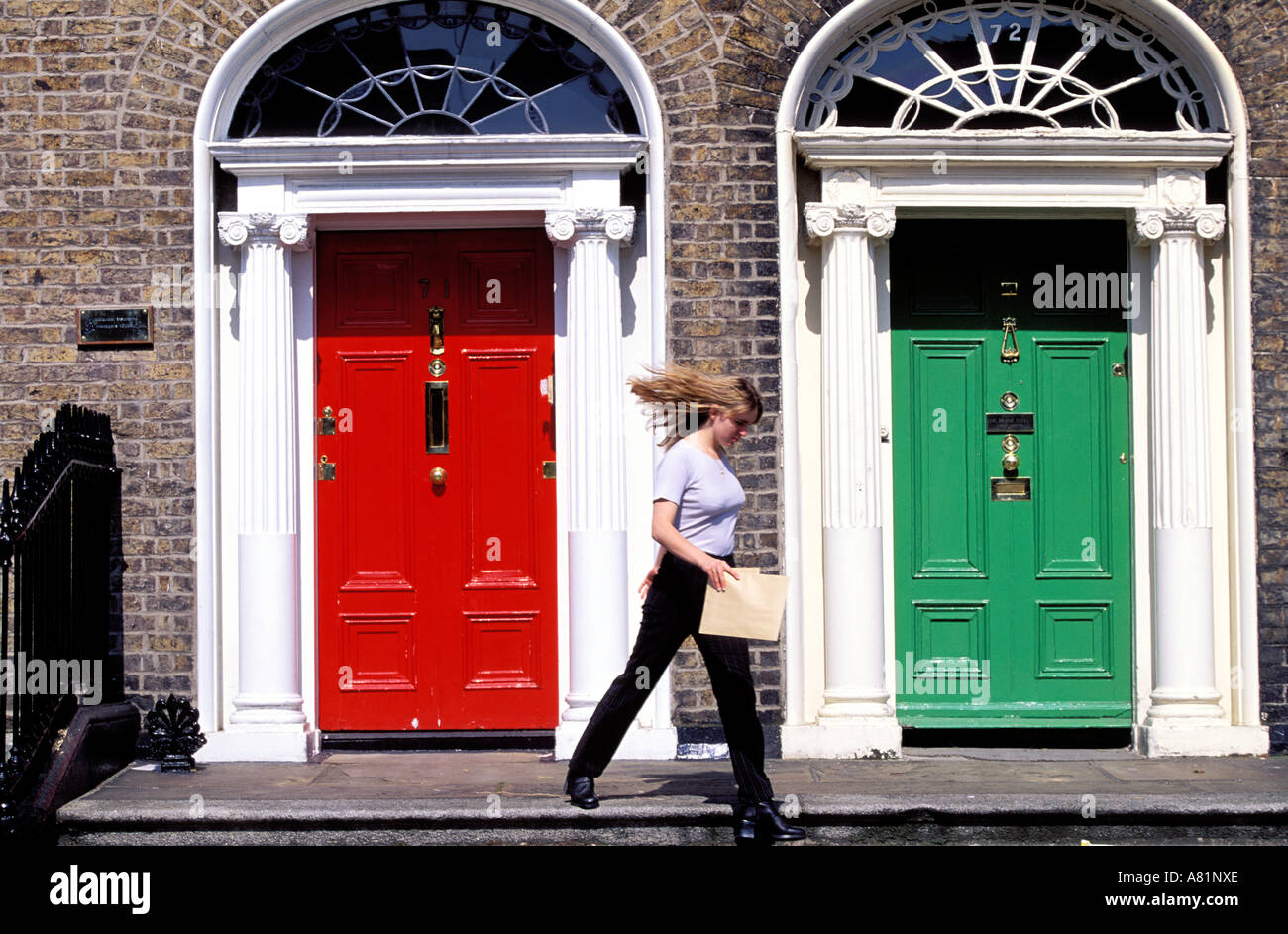 Ireland, Dublin, street atmosphere in downtown Stock Photo - Alamy