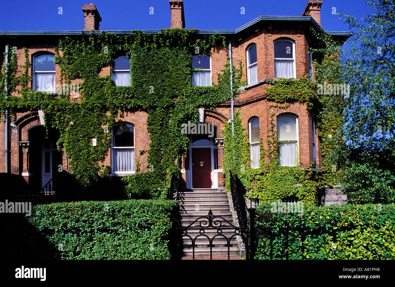 Ireland, Dublin, the chic district of Ballsbridge Stock Photo - Alamy