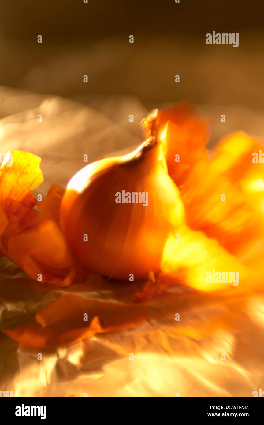 Unwrapped onion hi-res stock photography and images - Alamy
